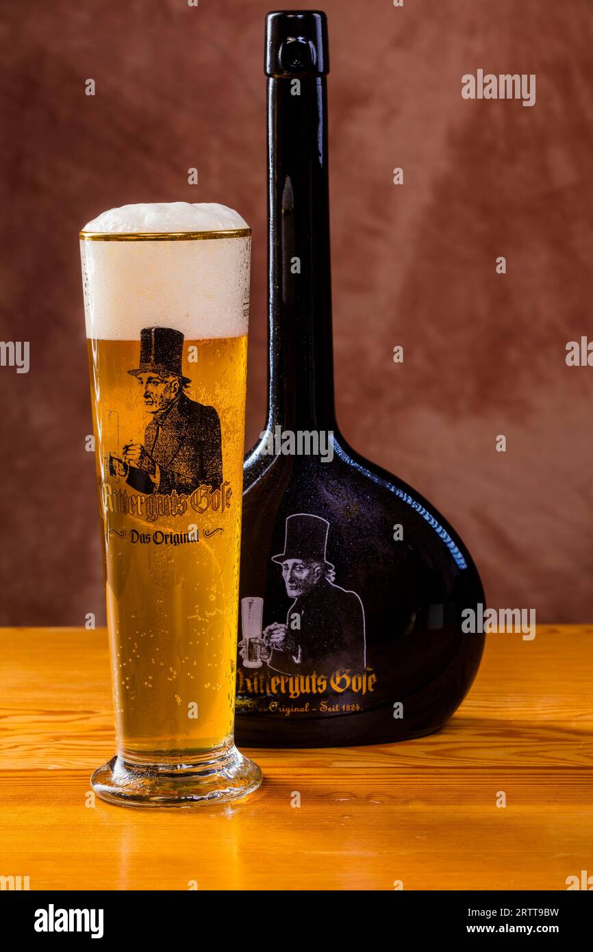 Gose bottle hi-res stock photography and images - Alamy