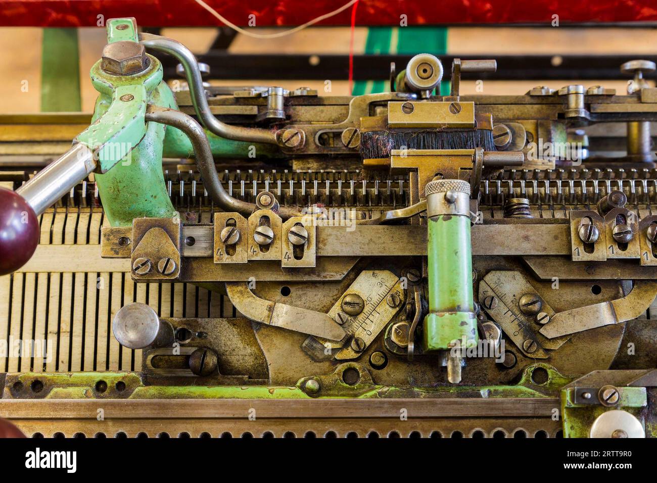 Modern carpet weaving machine hi-res stock photography and images - Alamy
