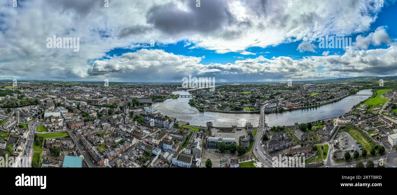 Limerick street old hi-res stock photography and images - Alamy