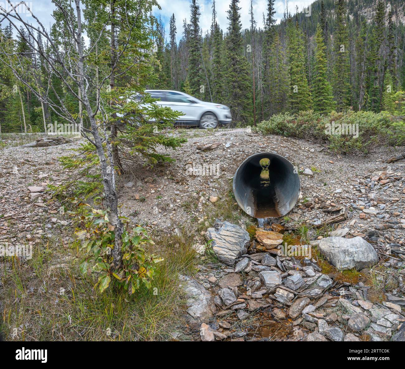 Stone culvert hi-res stock photography and images - Alamy