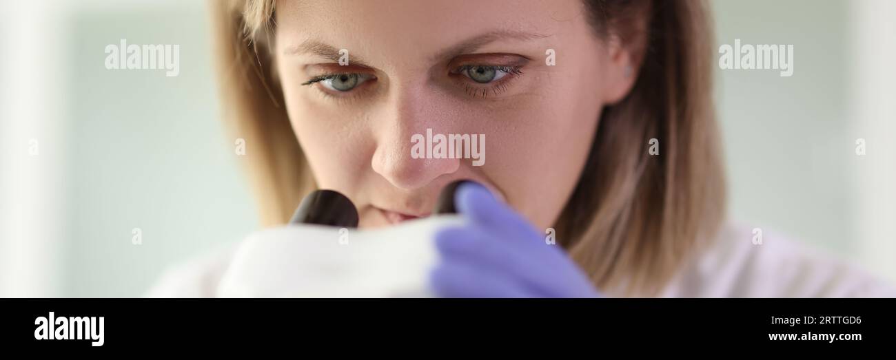 Female scientist looks test hi-res stock photography and images - Alamy