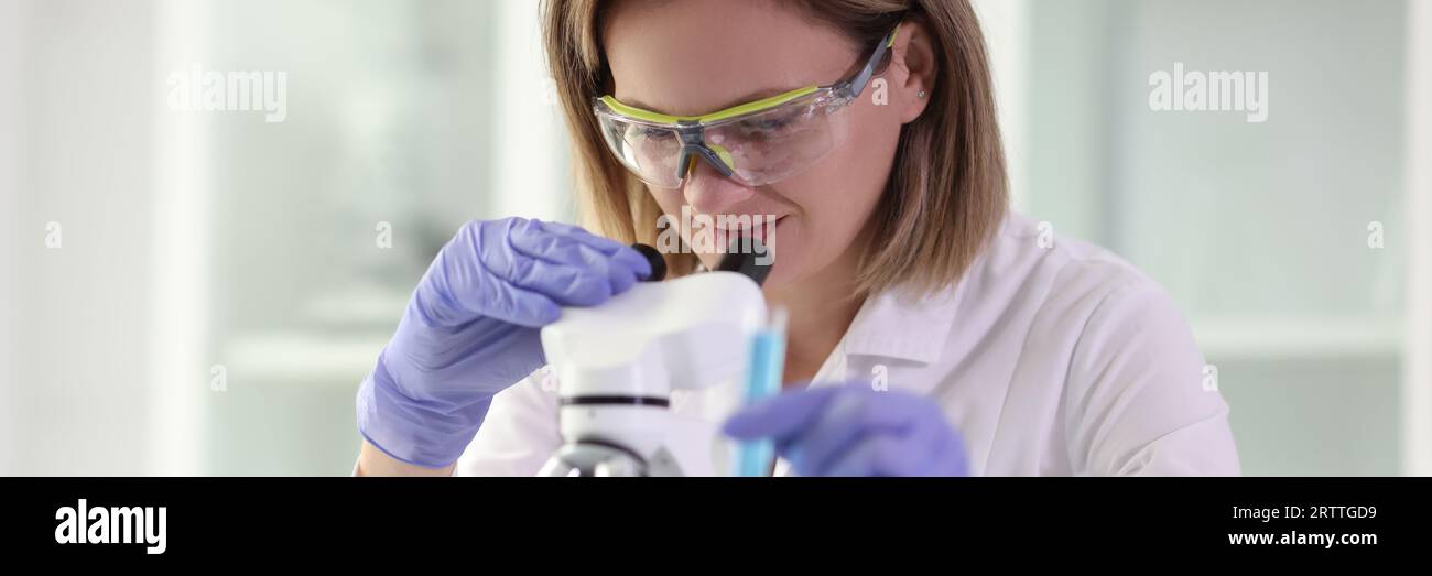 Latex processing hi-res stock photography and images - Alamy