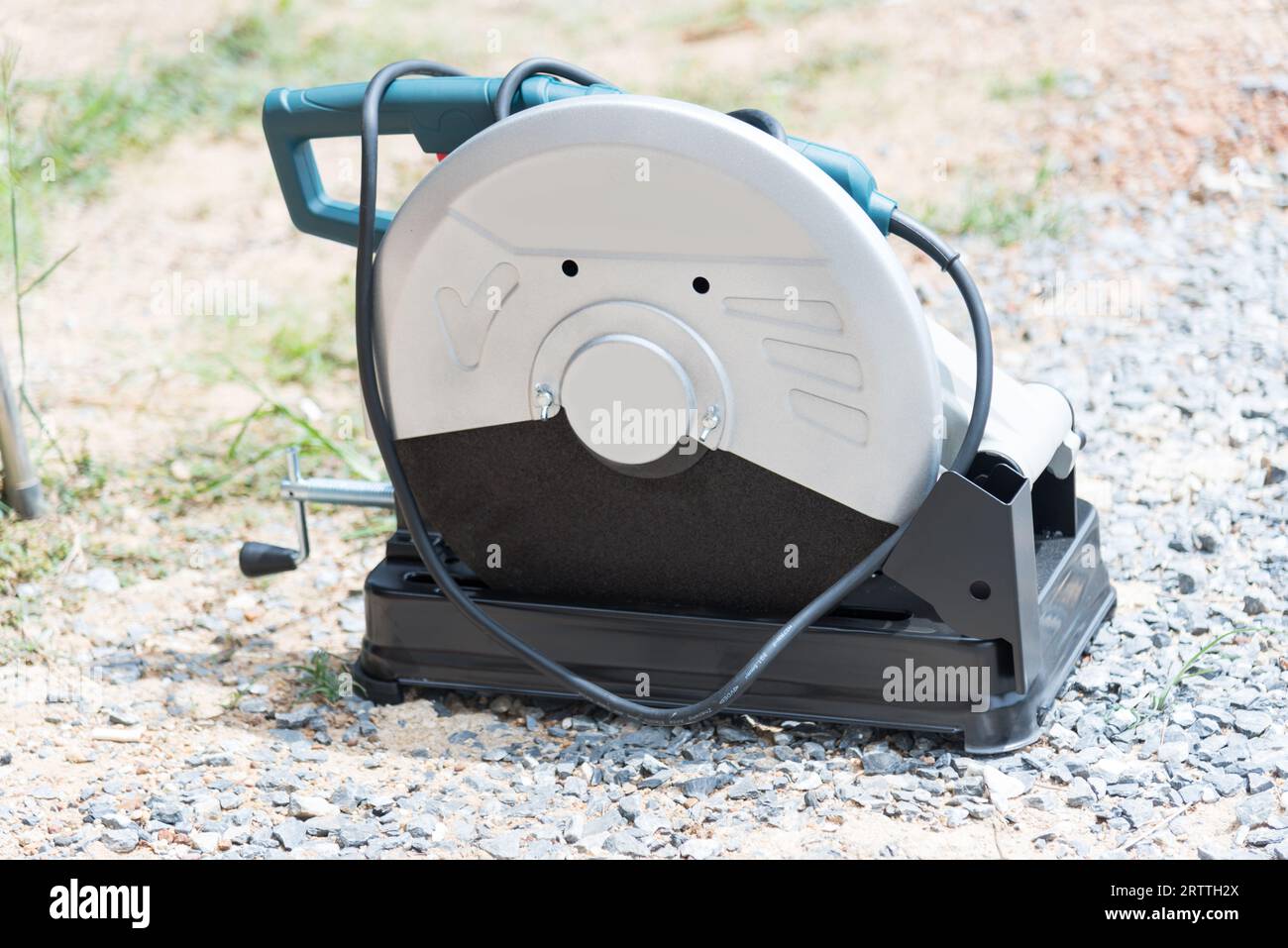 Pipe cutting safety hi-res stock photography and images - Alamy