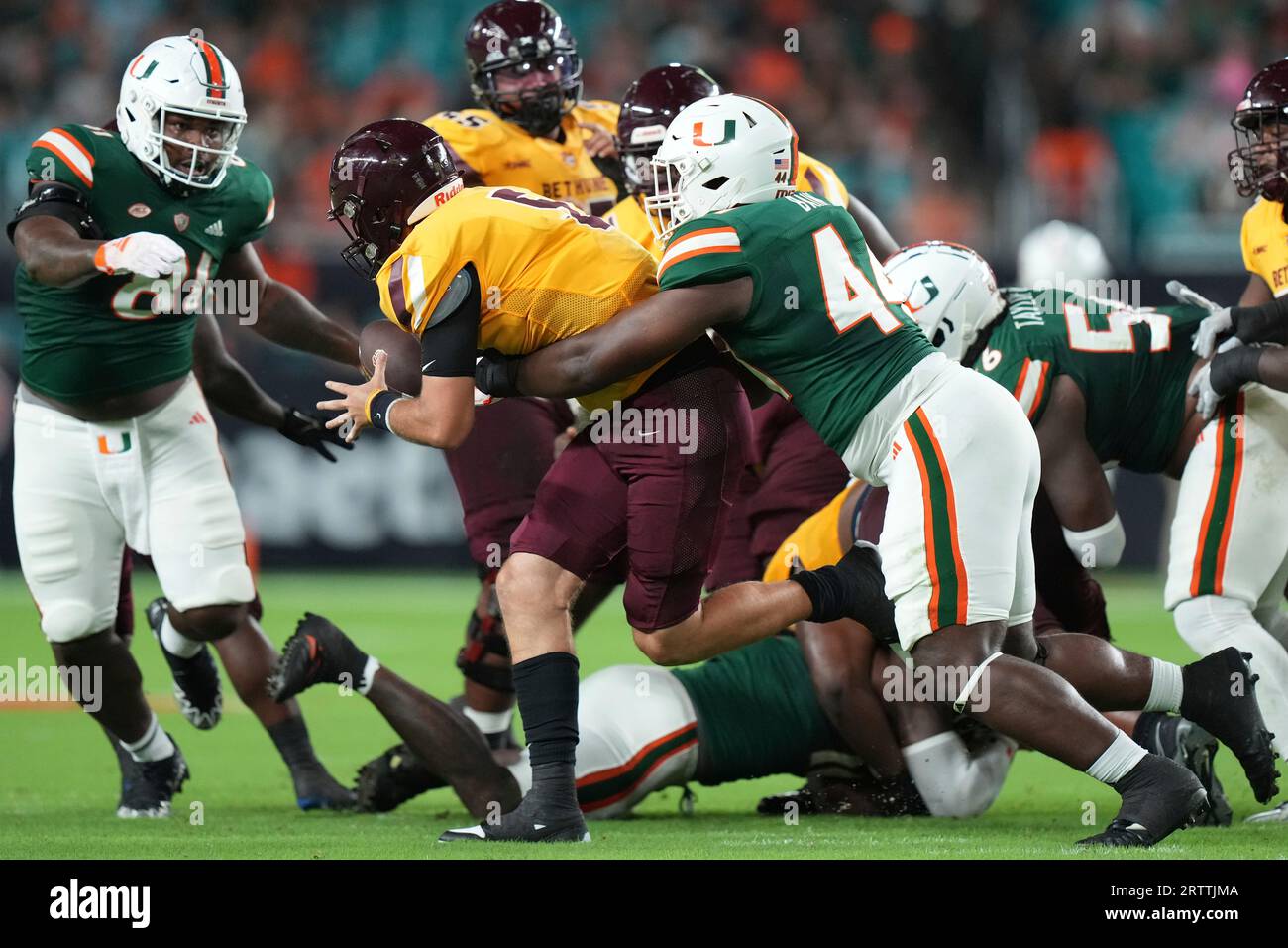 MIAMI GARDENS, FL - SEPTEMBER 14: Miami Hurricanes defensive lineman ...