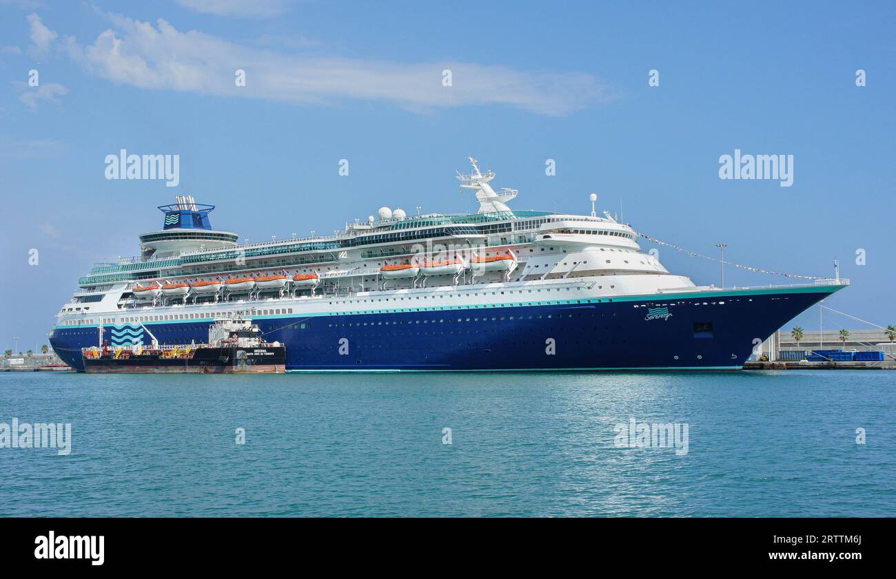 Sovereign of the seas royal caribbean hi-res stock photography and ...