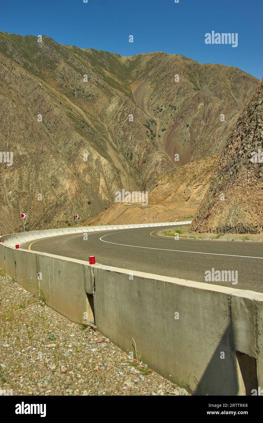 New North-South route , canyon river Naryn, Kyrgyzstan Stock Photo - Alamy