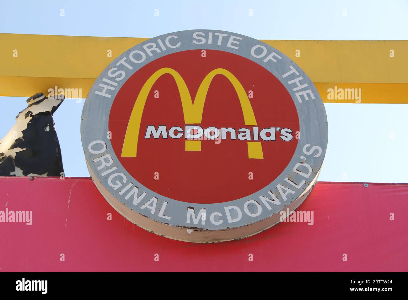 First mcdonalds route 66 hi-res stock photography and images - Alamy