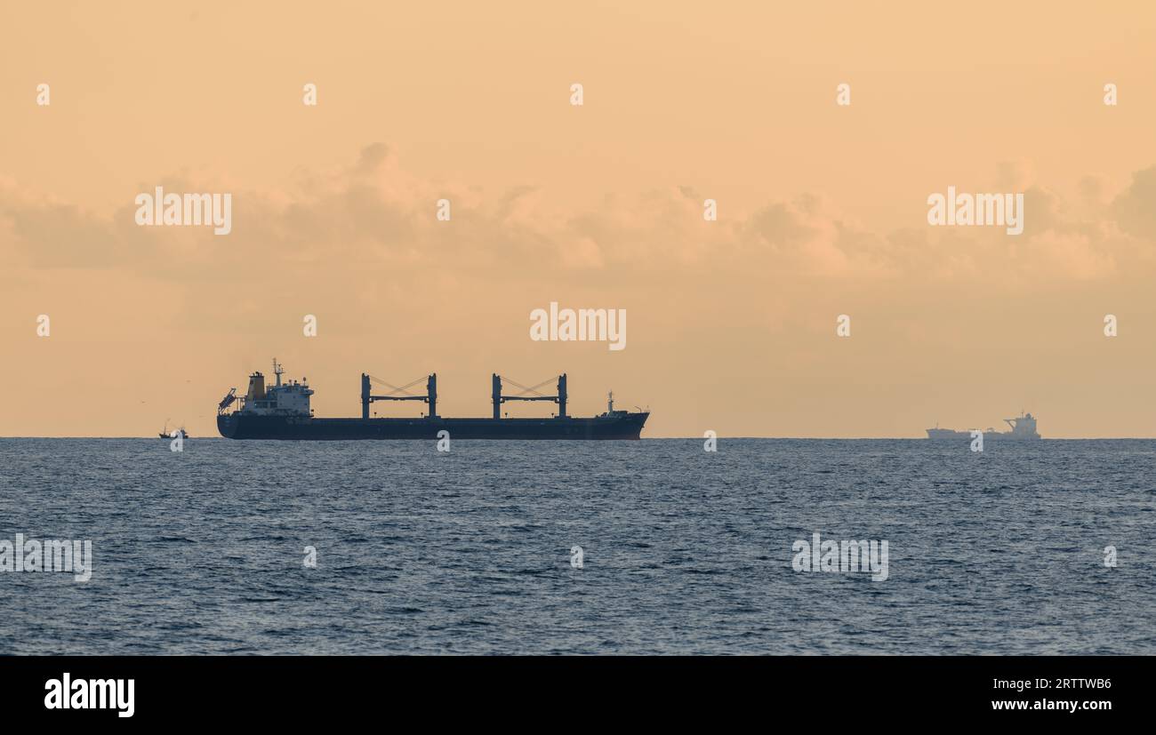 Nautical vessels in the horizon, evening seascape shot in Galle fort ...