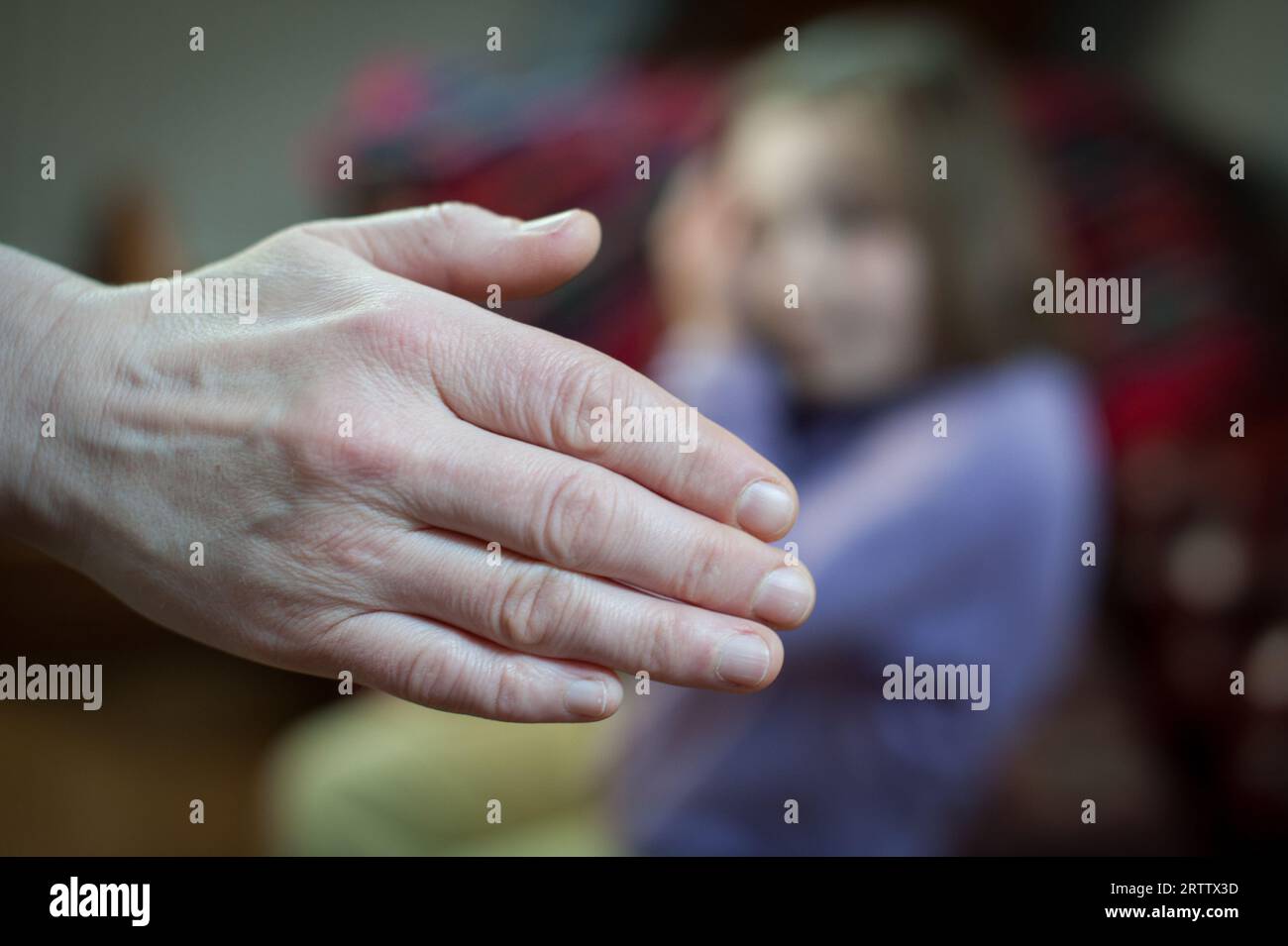 Girl parental hi-res stock photography and images - Alamy