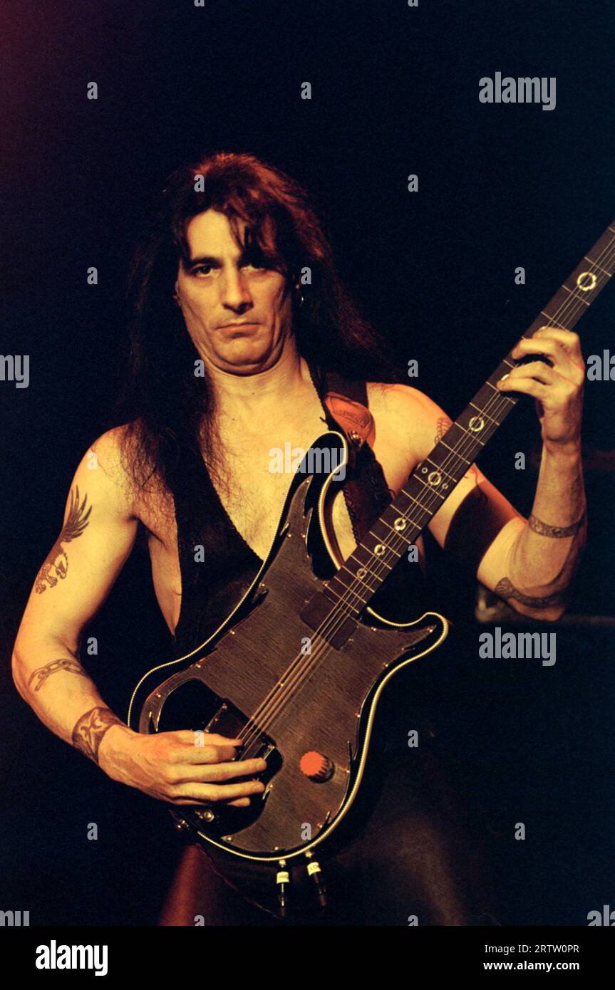 Joey demaio 1997 hi-res stock photography and images - Alamy