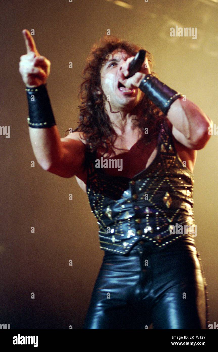 Eric adams 1994 hi-res stock photography and images - Alamy