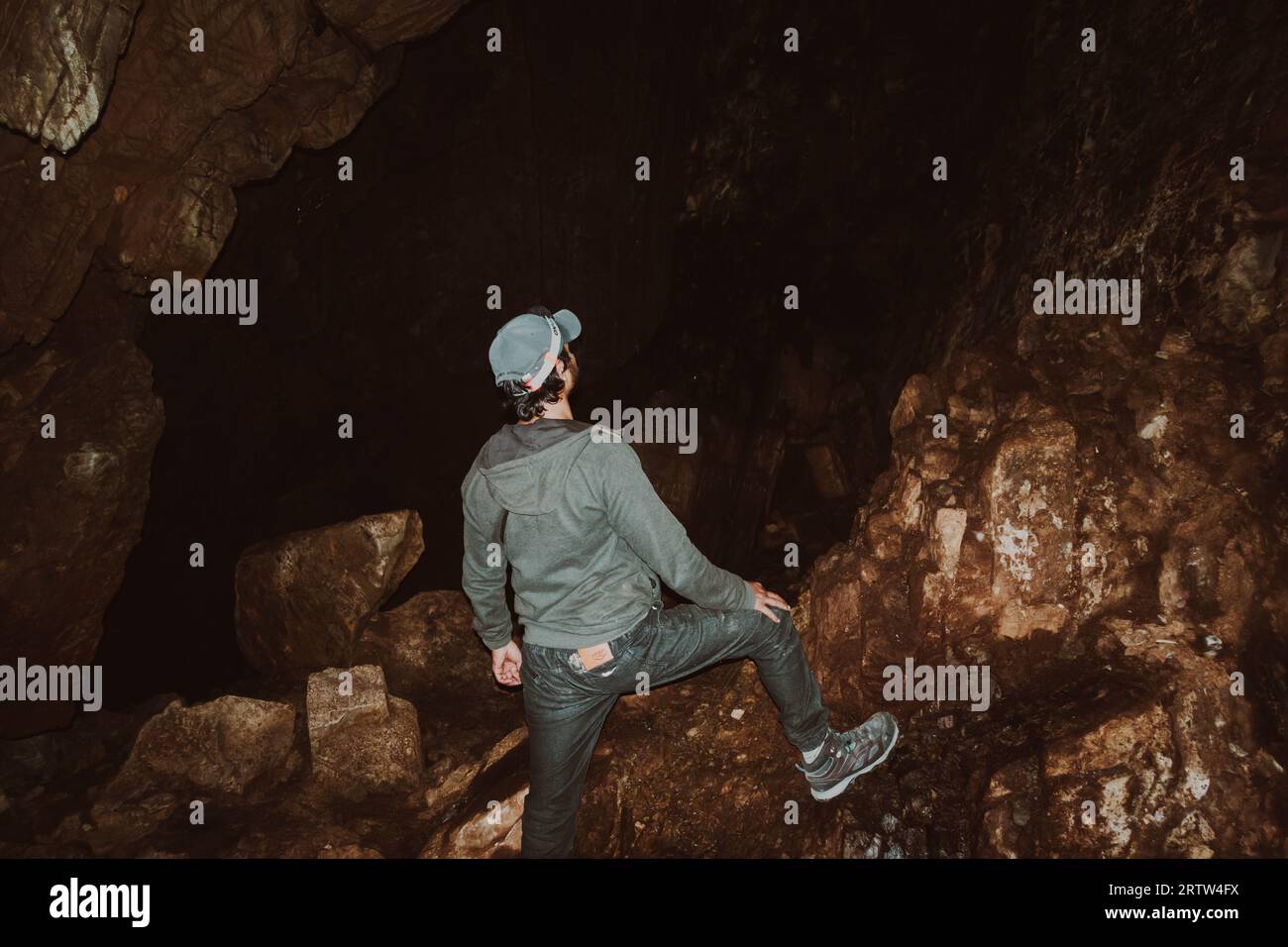 November 30th 2022. Tehri Garhwal, Uttarakhand India. Exploring the ...