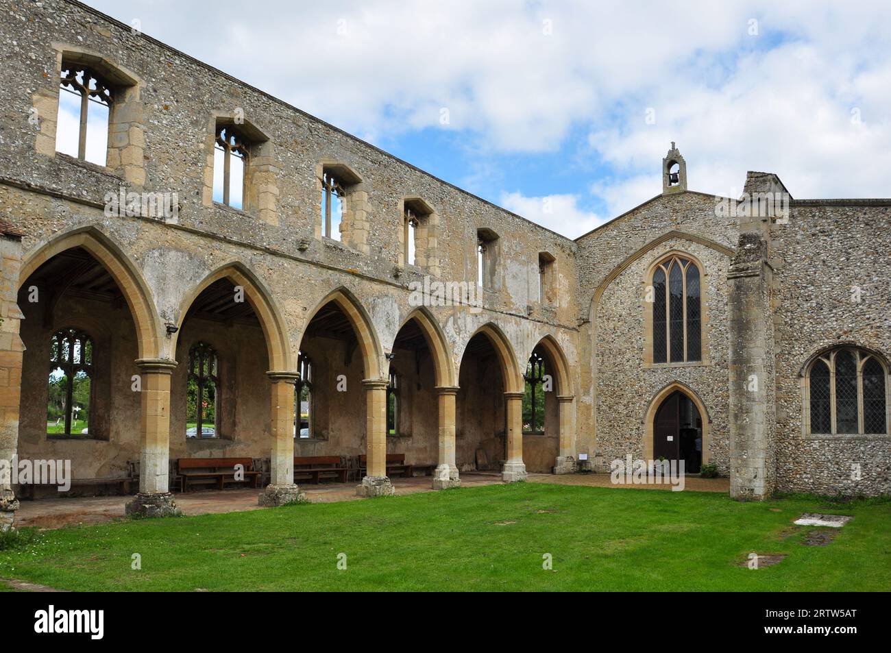 Evangelist churches hi-res stock photography and images - Alamy