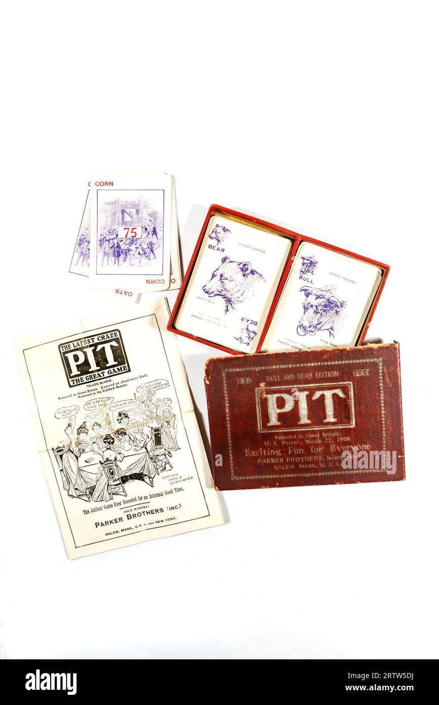 Vintage card game hi-res stock photography and images - Alamy