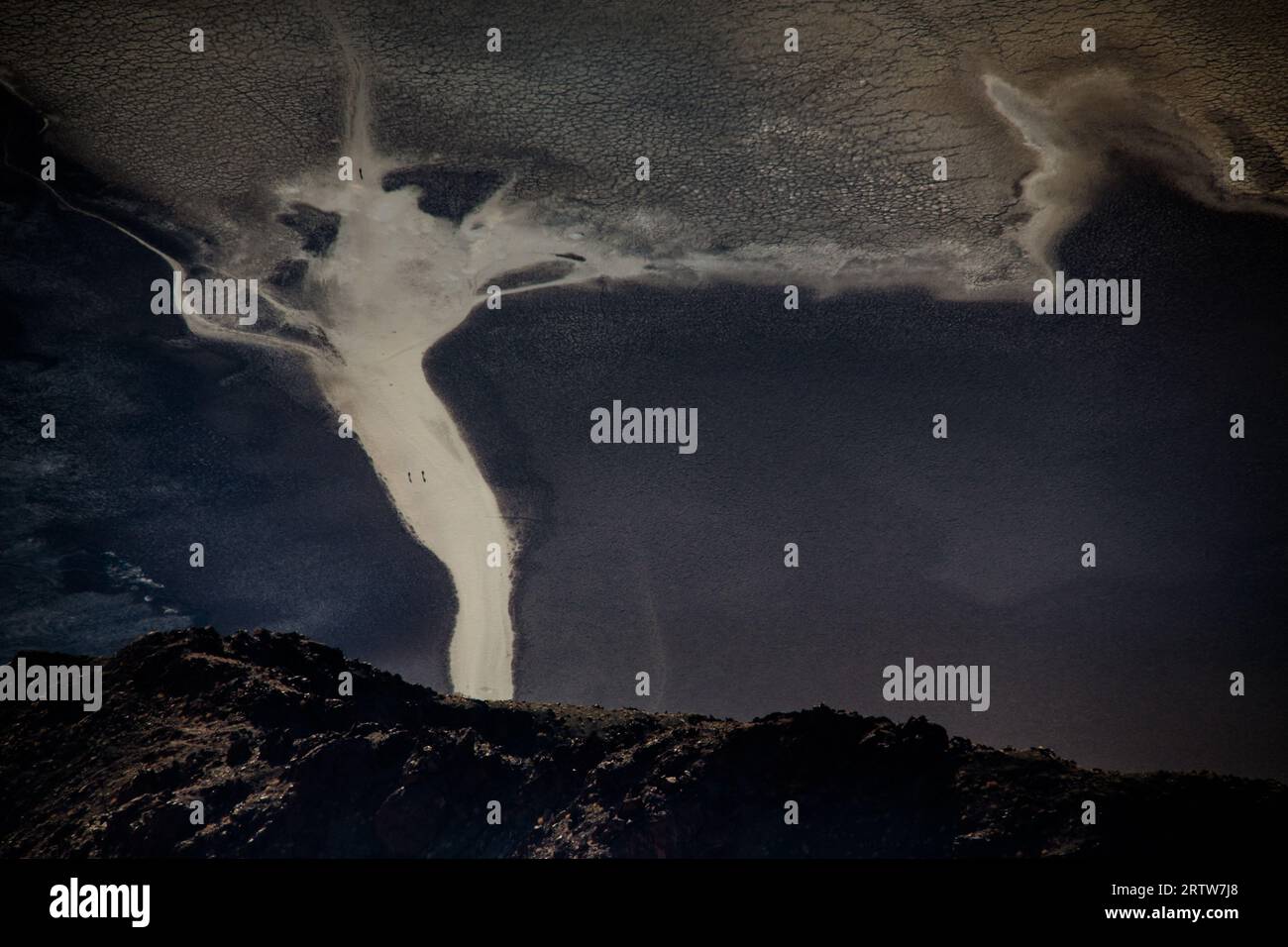 Bad Water in Death Valley, -282 below sea level and the hottest spot on ...