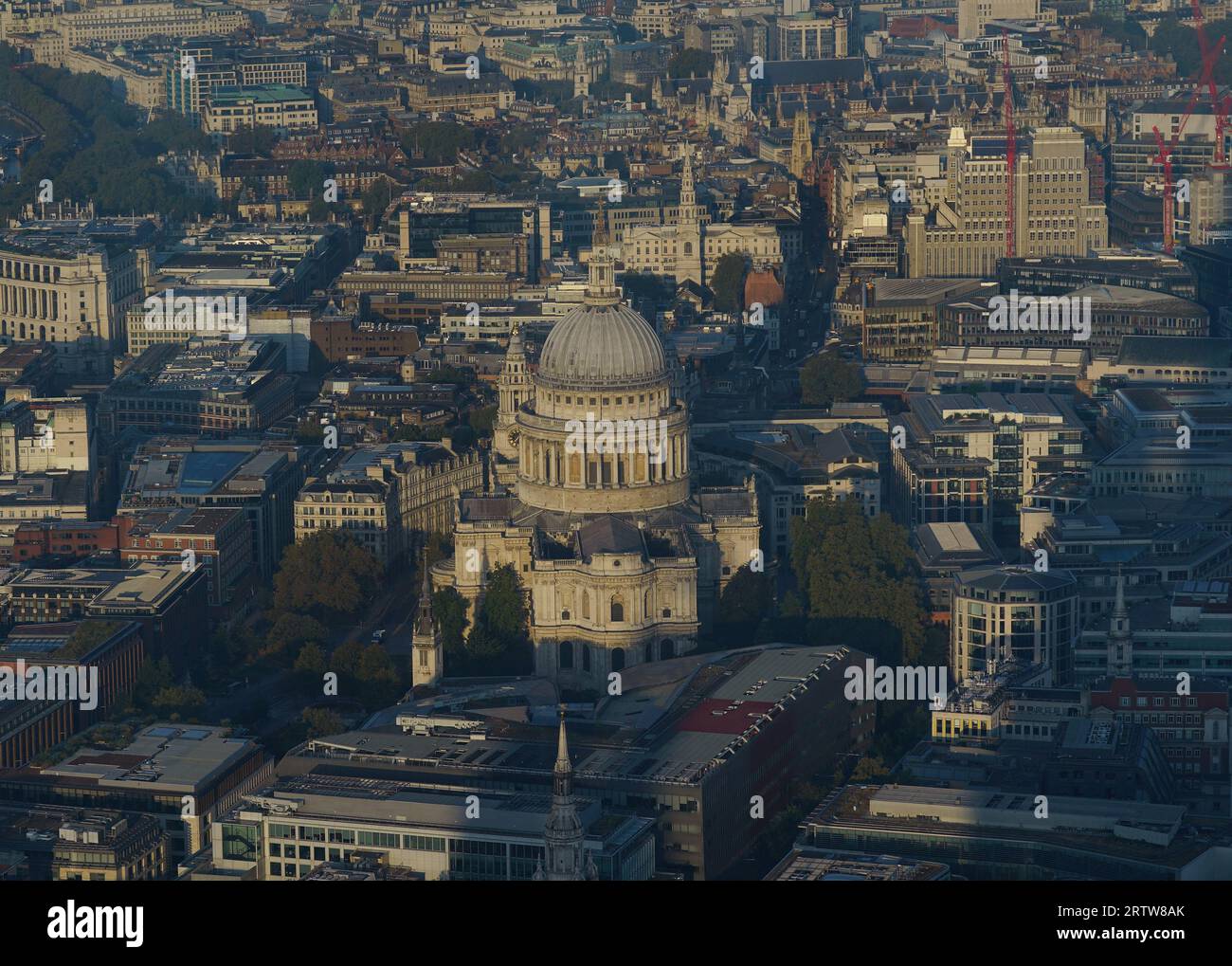 A view of the London skyline looking west, including St. Paul's ...