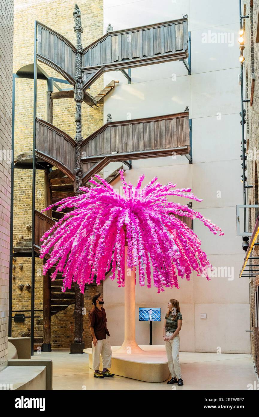London, UK. 15 Sep 2023. Hana Mikoshi - Together with the Gifu ...