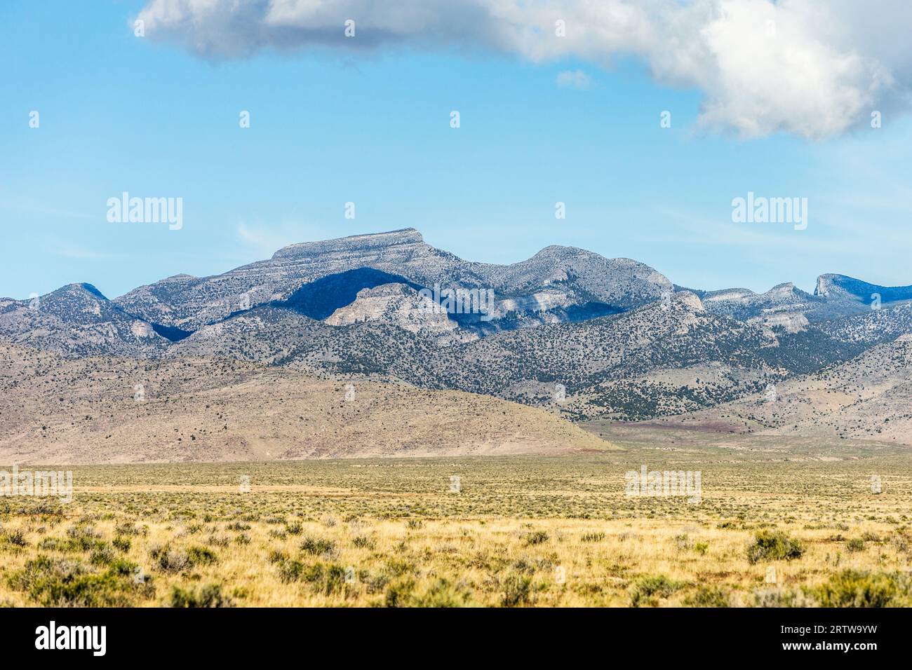 House range hi-res stock photography and images - Alamy