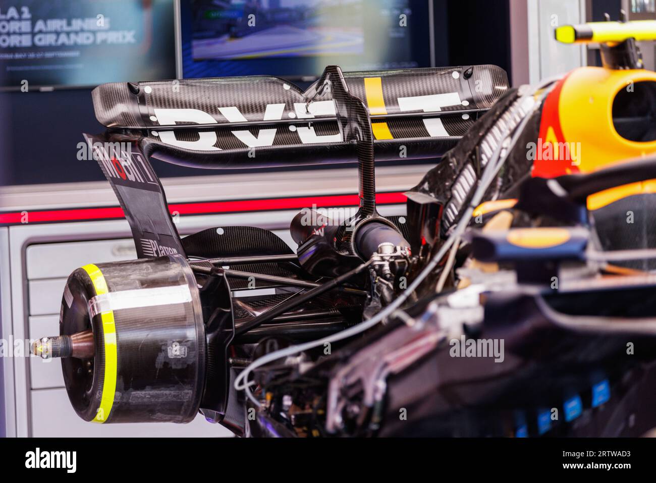 F1 rear wing hi-res stock photography and images - Alamy