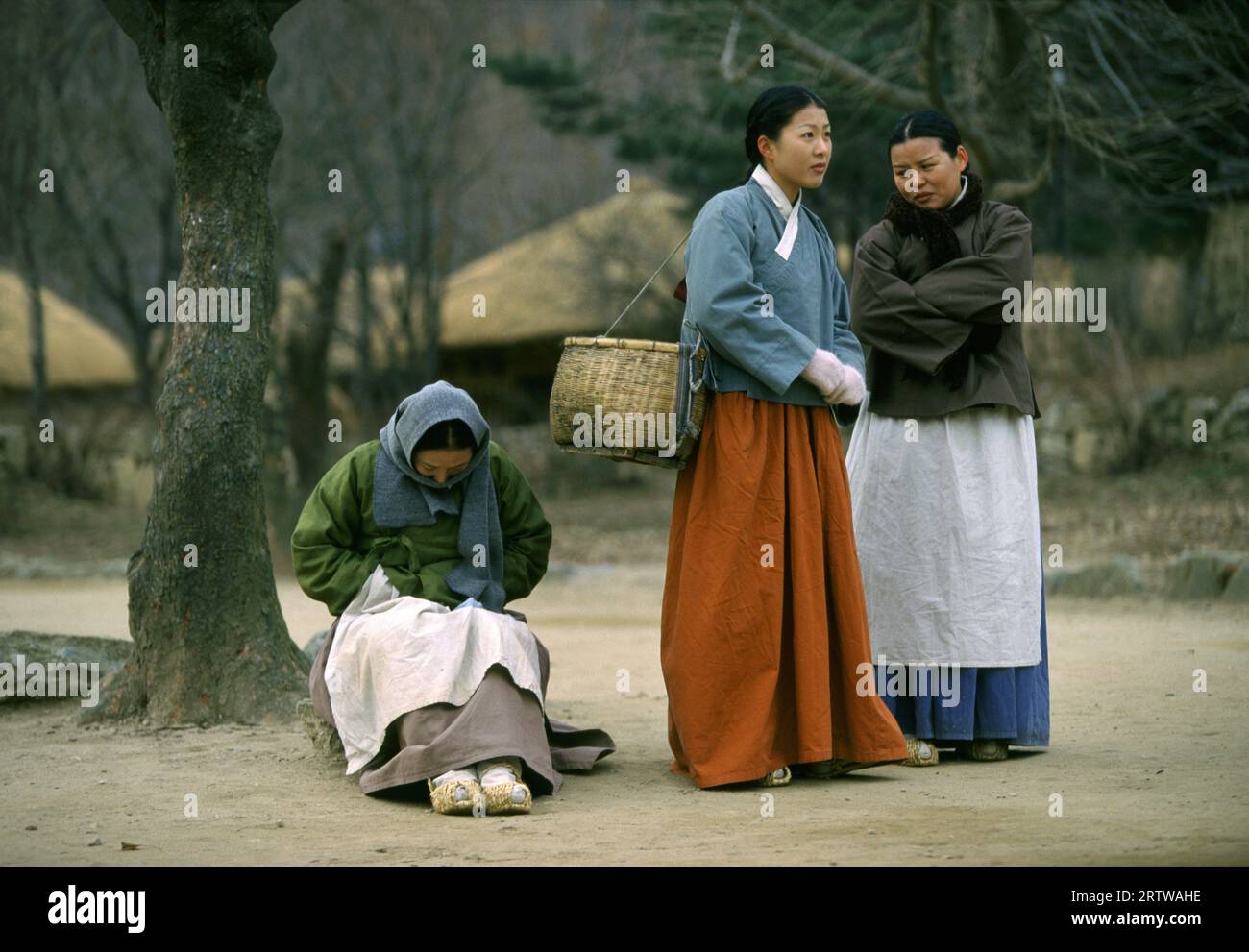 Traditional women in Suwon folkvillage Stock Photo - Alamy