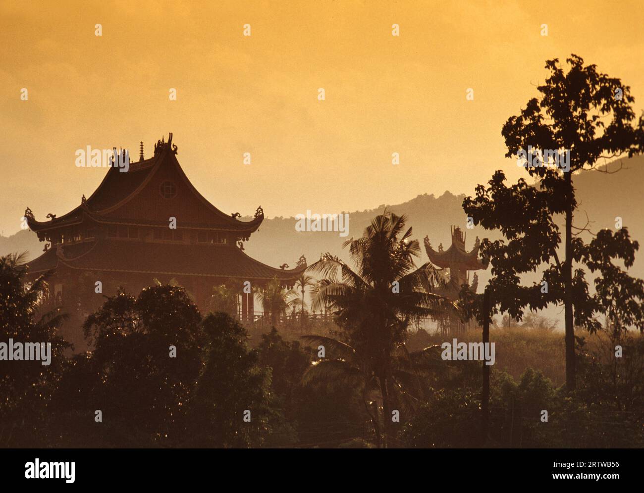 Cebu philippines taoist hi-res stock photography and images - Alamy