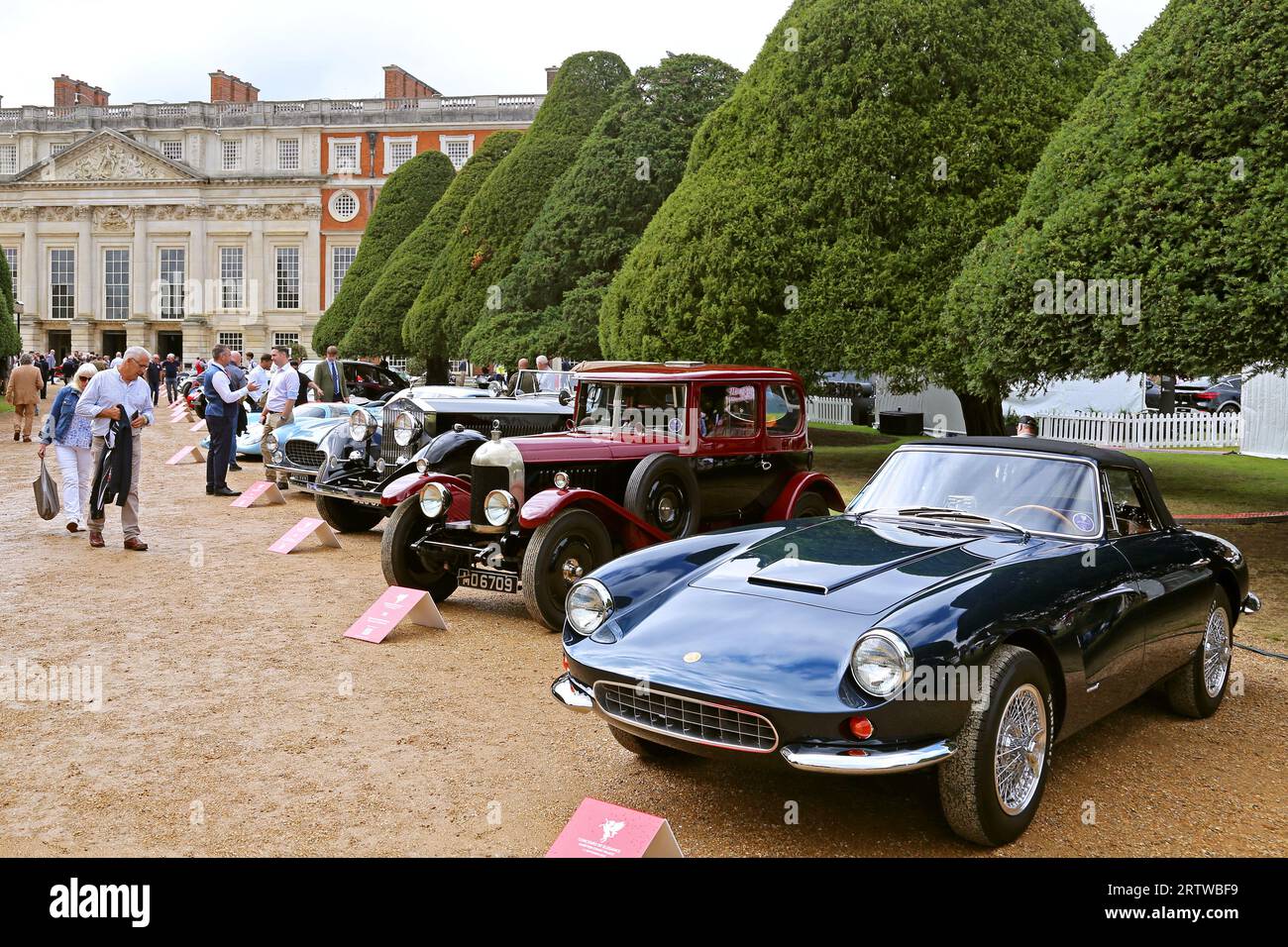 Apollo 3500 GT Spyder Prototype (1963), Concours of Elegance 2023 ...