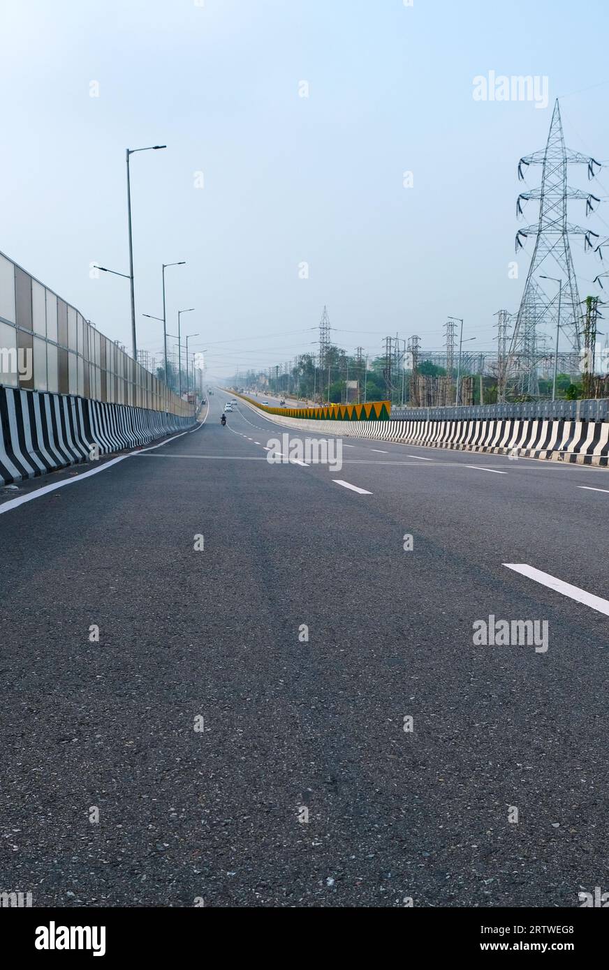 Empty road in Gurugram, Haryana, India Stock Photo - Alamy