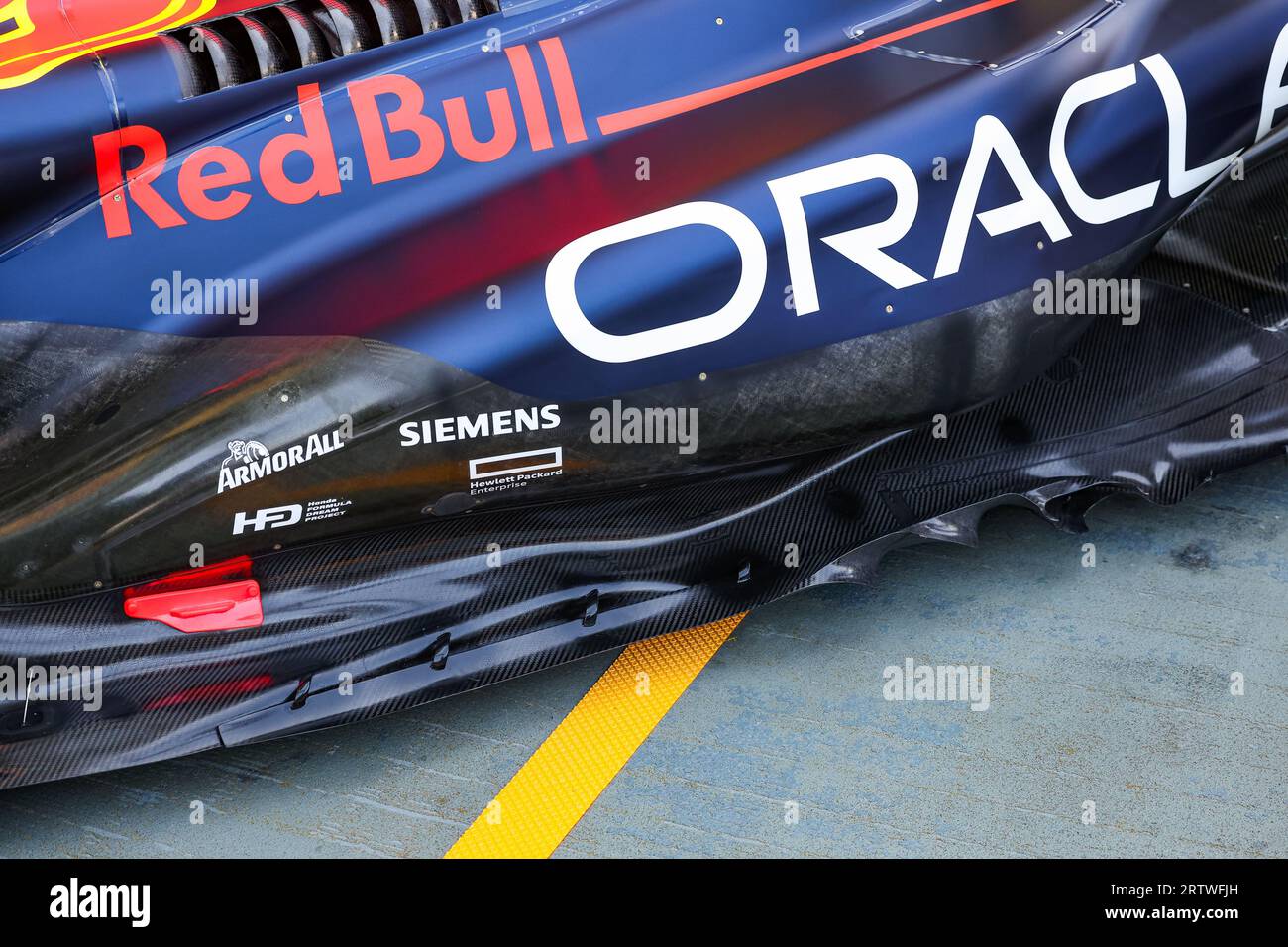 Red Bull Racing RB19, mechanical detail of floor and side pod during ...