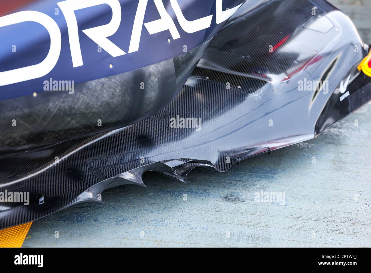 Red Bull Racing RB19, mechanical detail of floor and side pod during ...