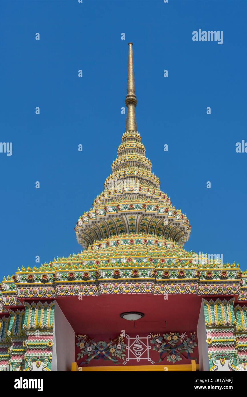 1600s entrance hi-res stock photography and images - Alamy