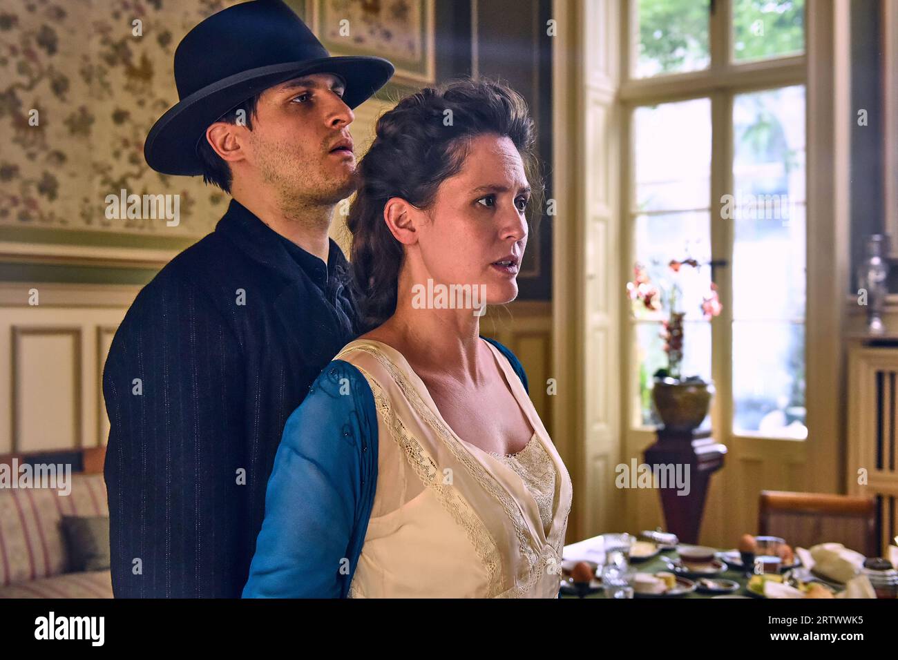 VALENTIN POSTLMAYR and EMILY COX in ALMA & OSKAR (2022), directed by ...