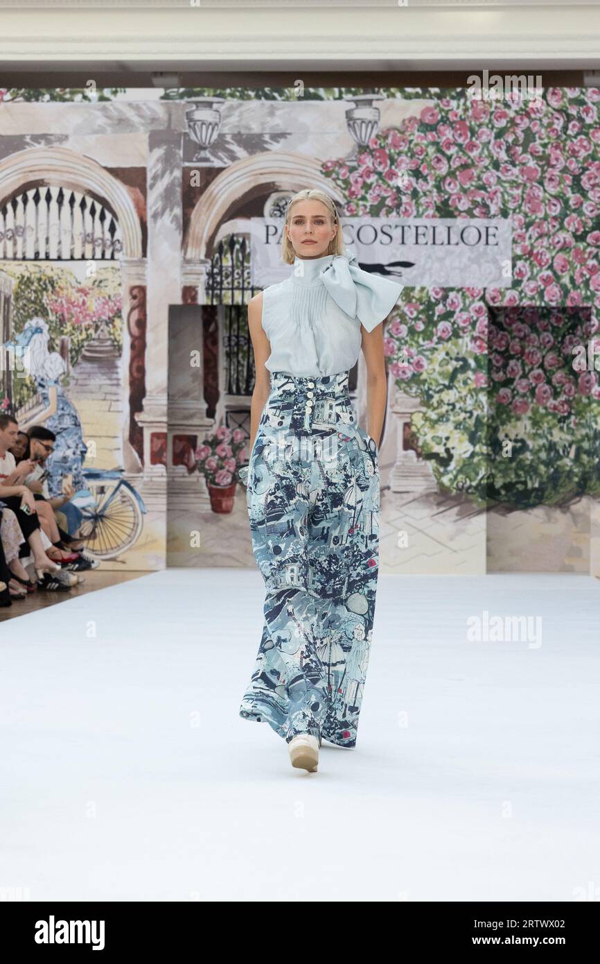 Paul costelloe ss24 catwalk hi-res stock photography and images - Alamy