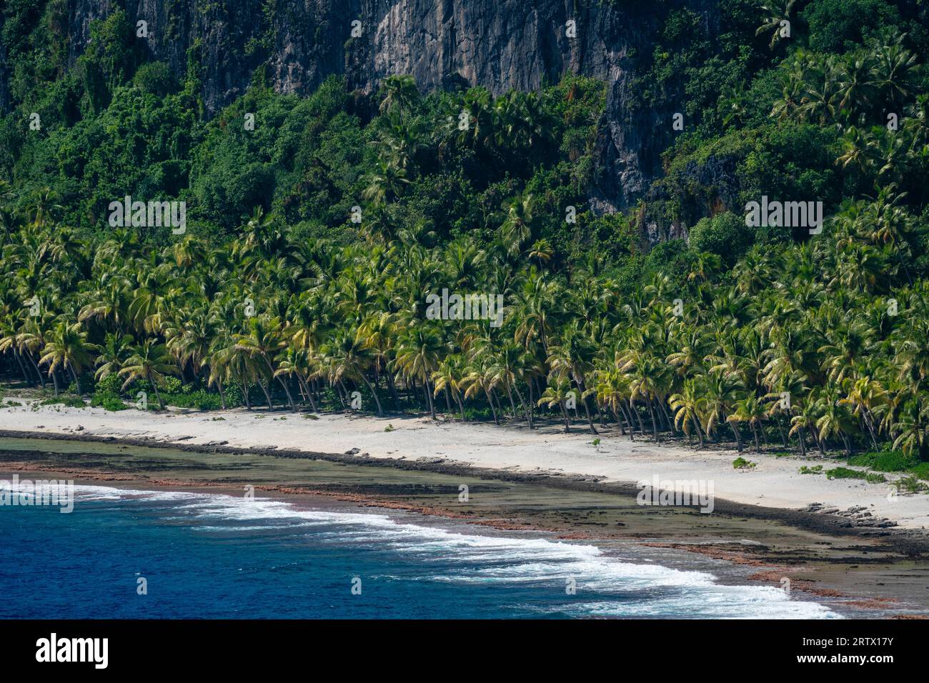 Makatea island hi-res stock photography and images - Alamy
