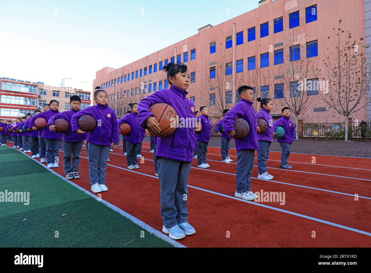 Synchronized basketball hi-res stock photography and images - Alamy