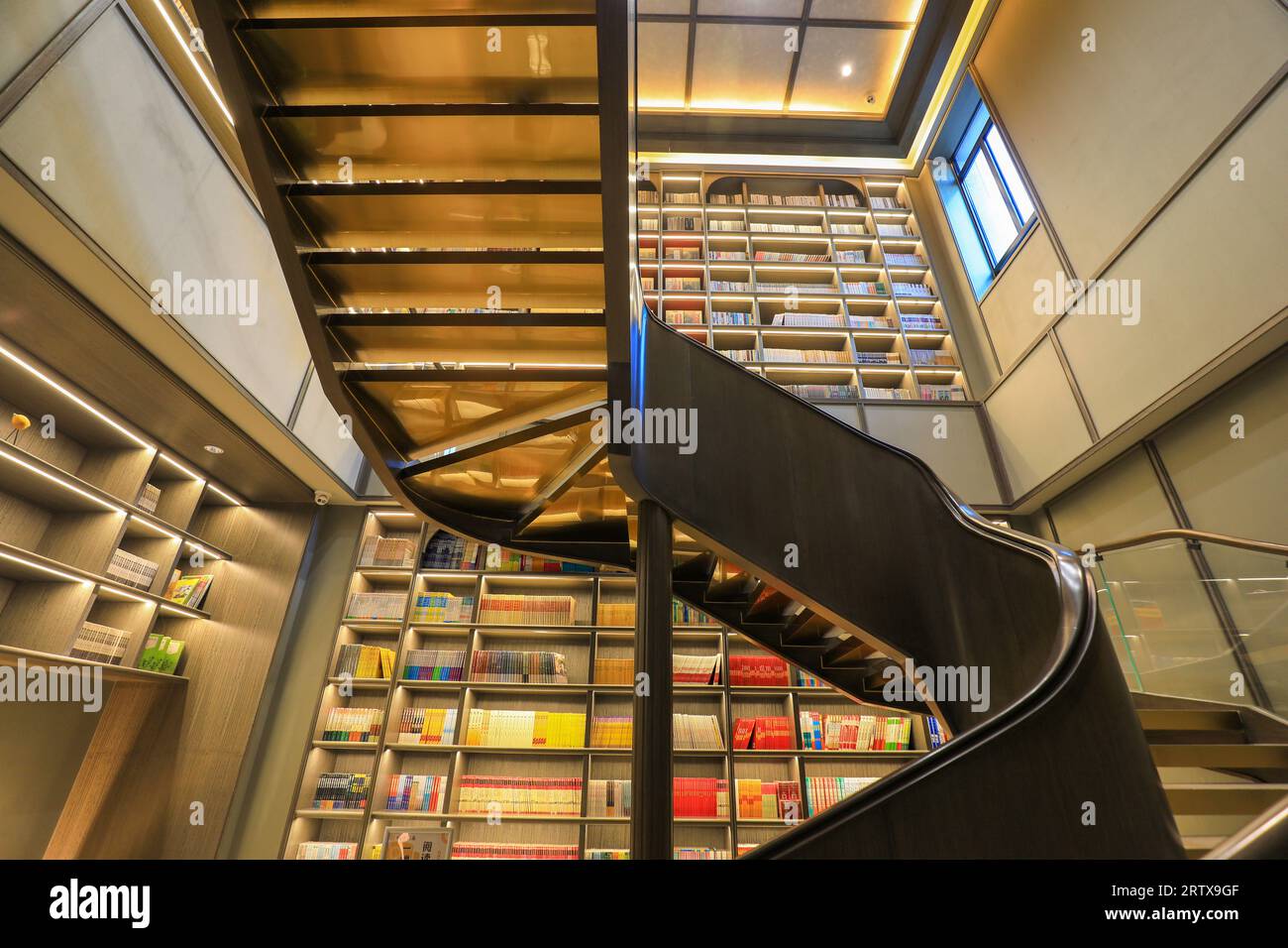 The internal structure of a small library, North China Stock Photo - Alamy