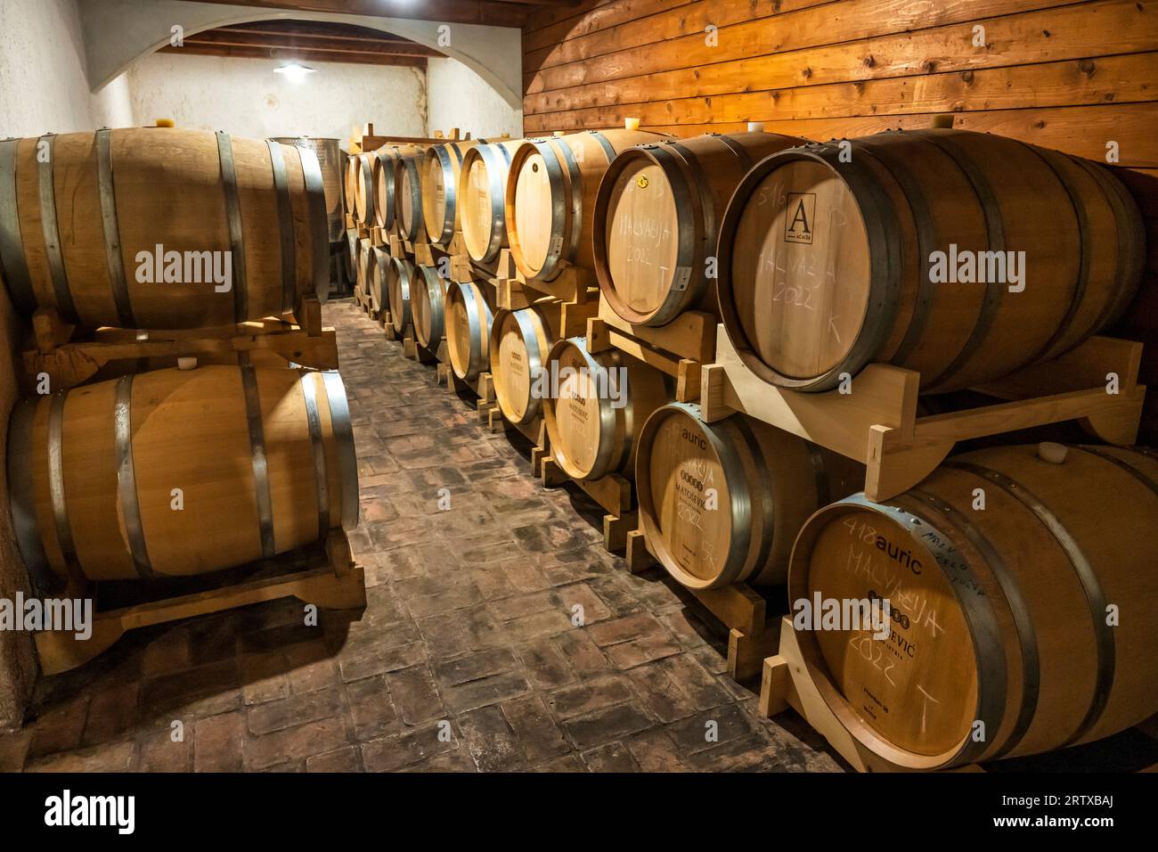 Winery resort hi-res stock photography and images - Alamy