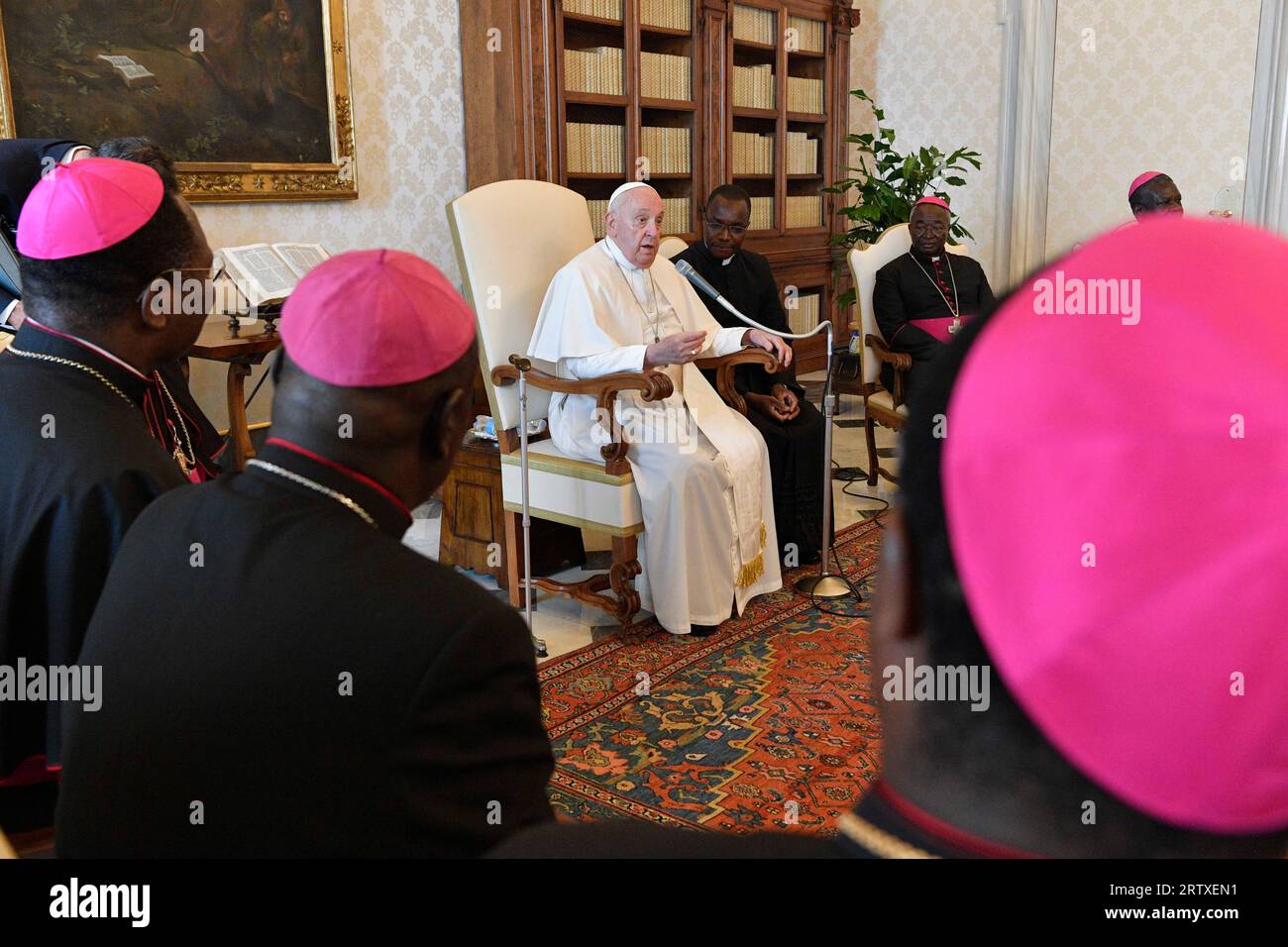 Vatican and cameroon hi-res stock photography and images - Alamy