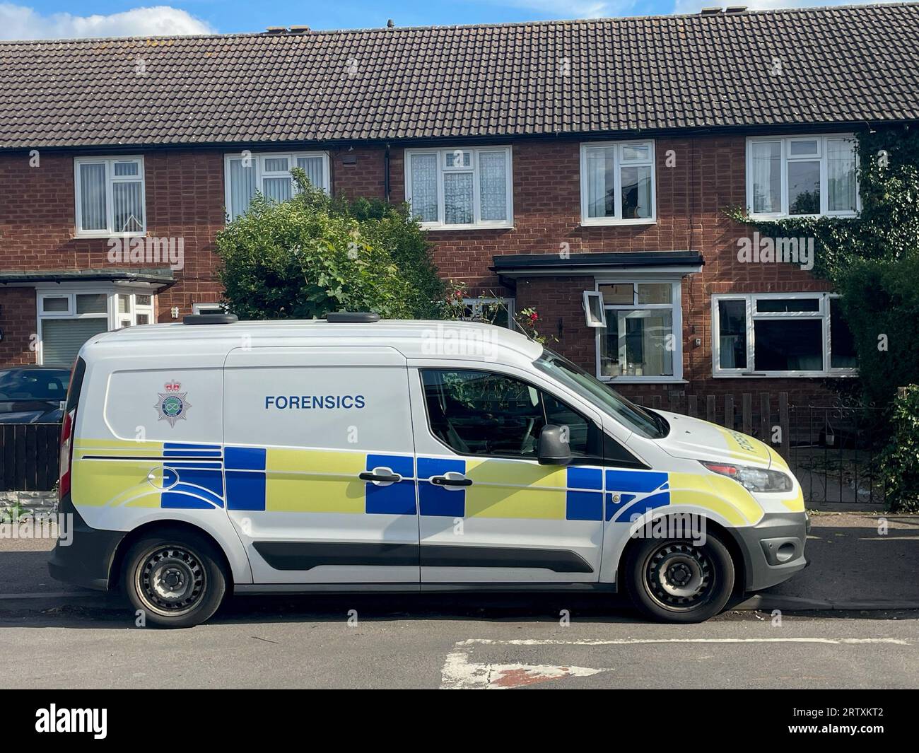 Forensics van hi-res stock photography and images - Alamy