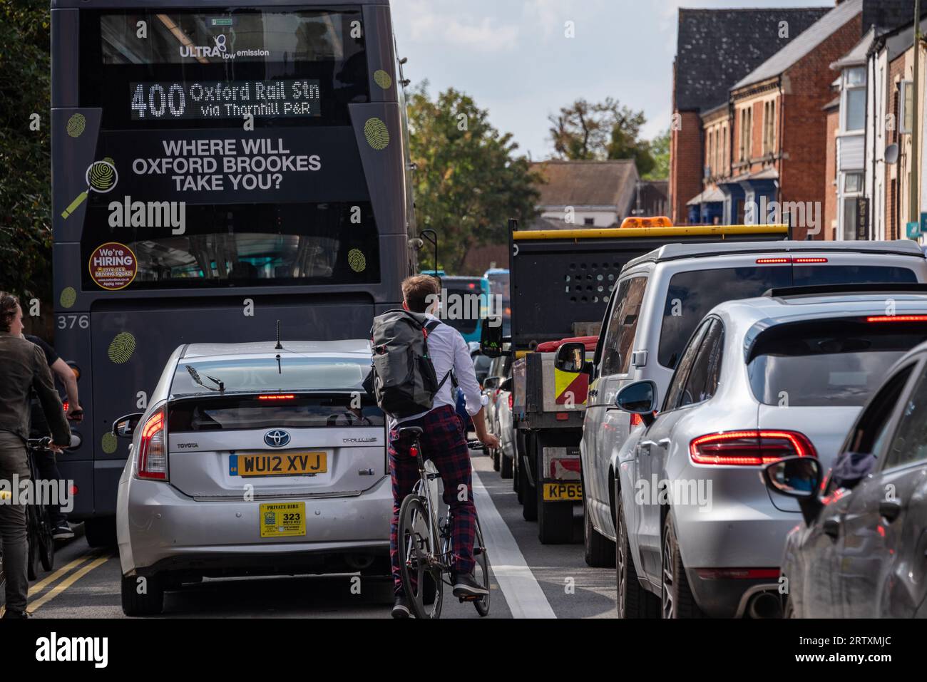 Oxford traffic hi-res stock photography and images - Alamy