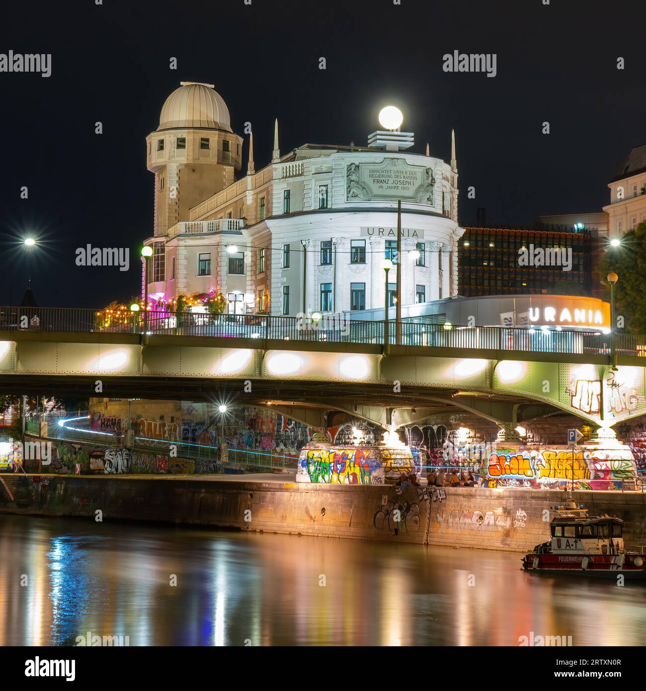 Wiener urania hi-res stock photography and images - Alamy