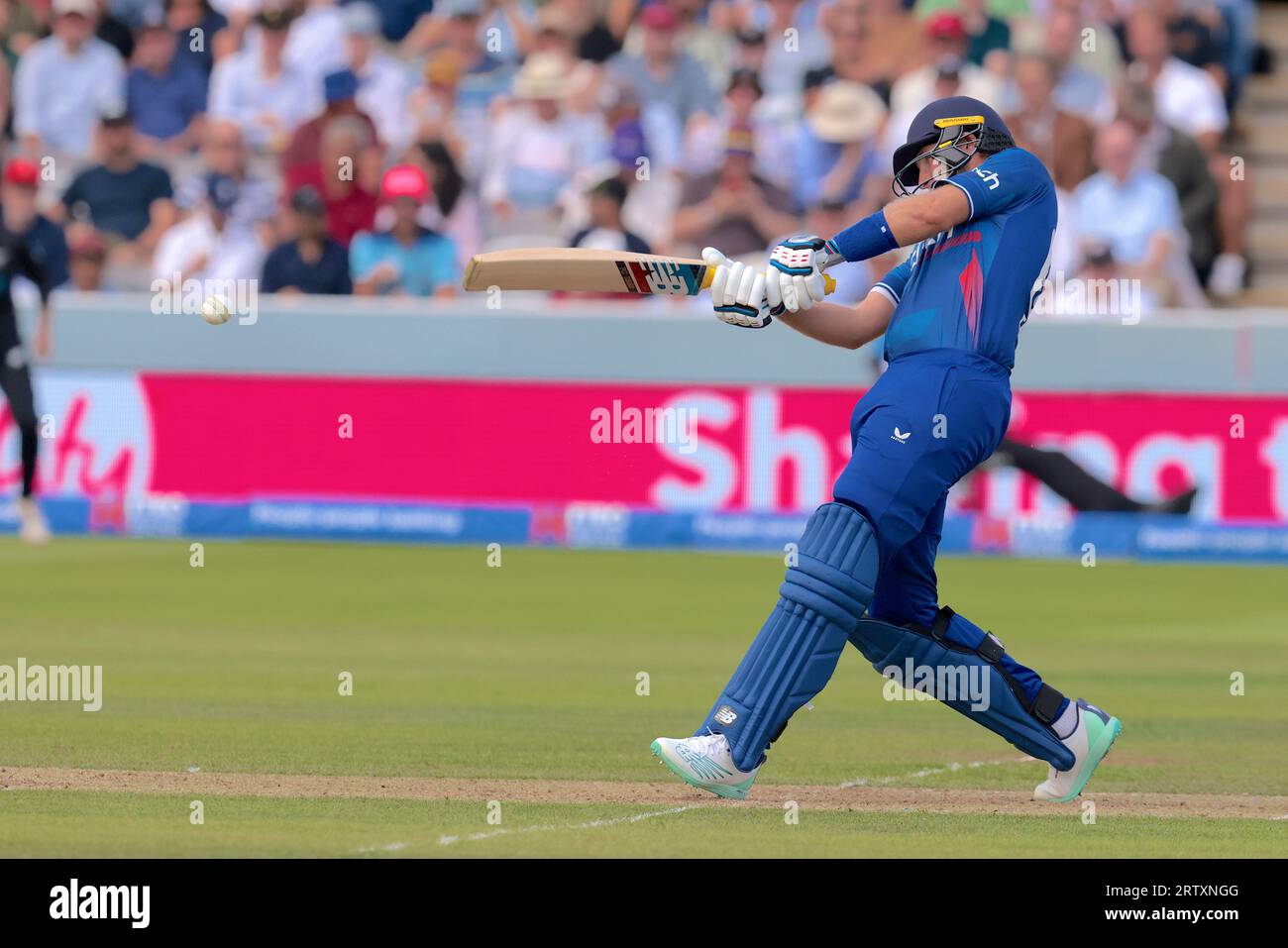London, UK. 15th Sep, 2023. England's Joe Root batting as England take ...