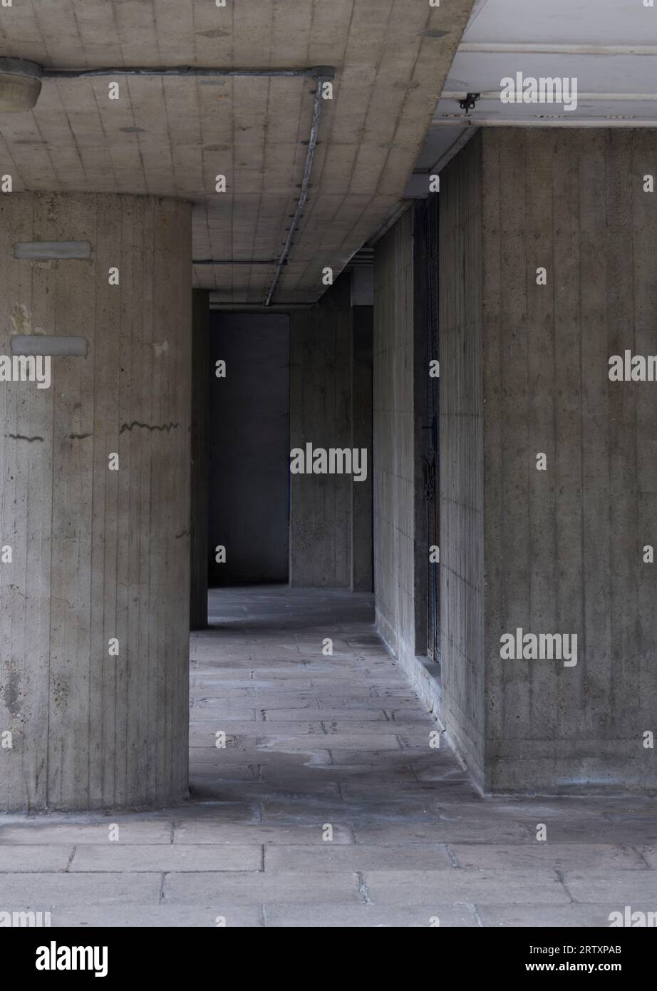 Allbrook House on the Alton Estate East, London Stock Photo - Alamy