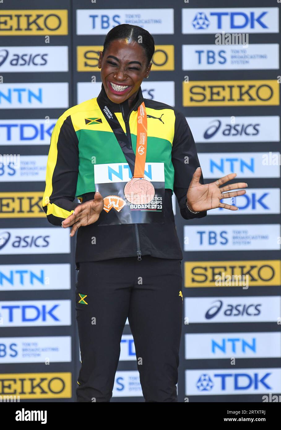 Rushell Clayton of Jamaica medal ceremony for 400m hurdles final on day ...