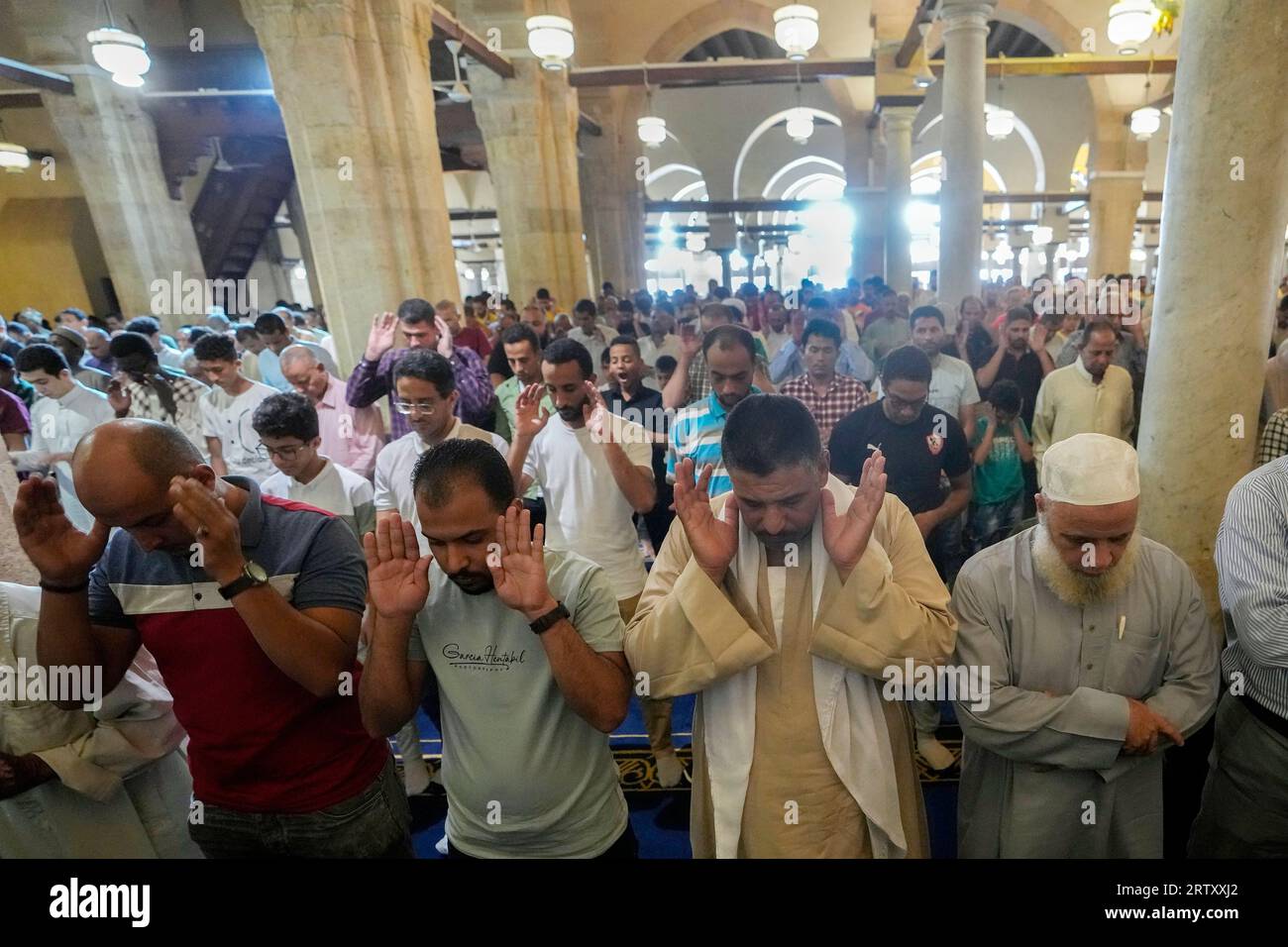 Muslims pray for the victims of flooding in Libya and earthquake in ...