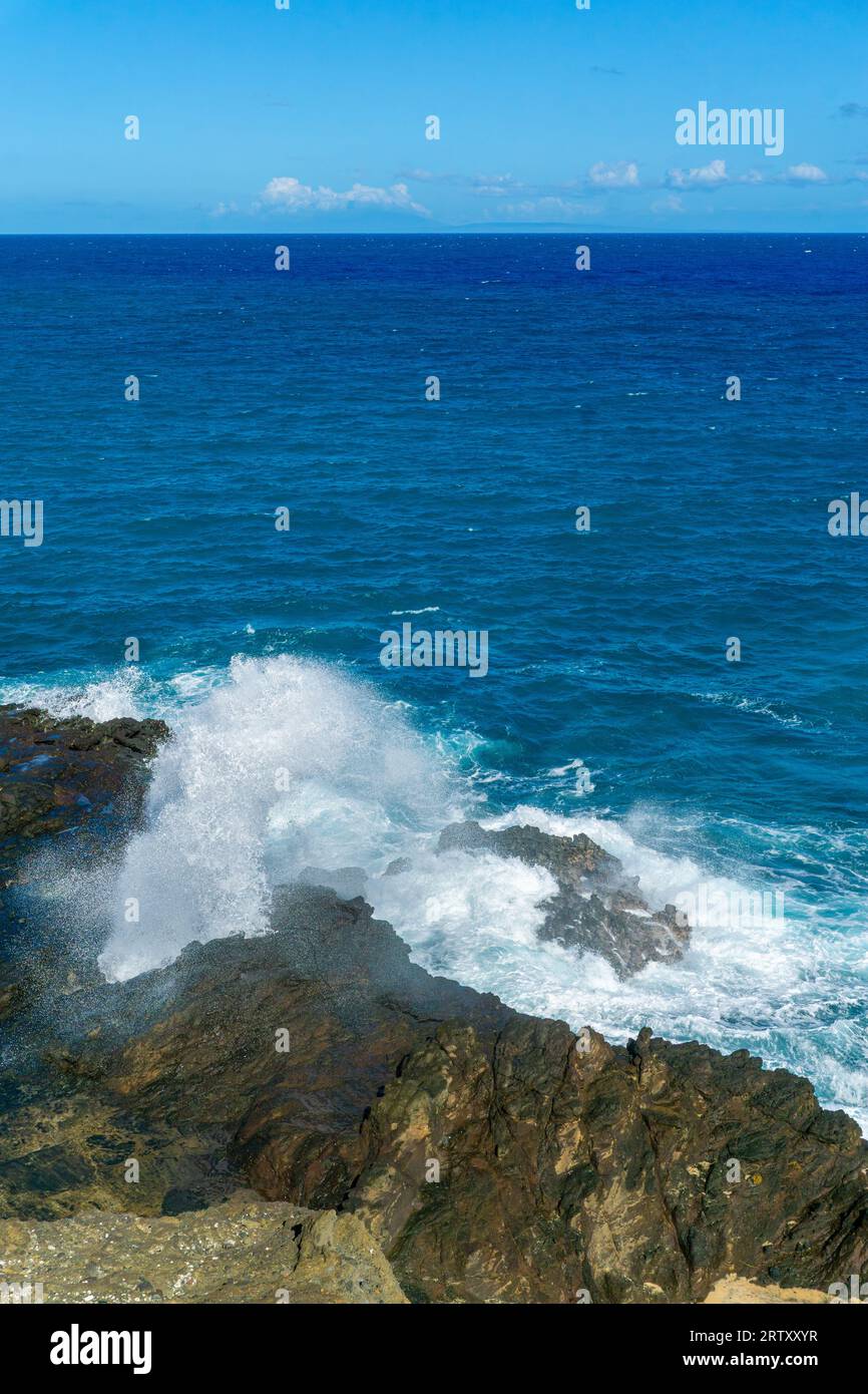 Hālona Blowhole is a rock formation on the island of Oahu, Hawaii ...