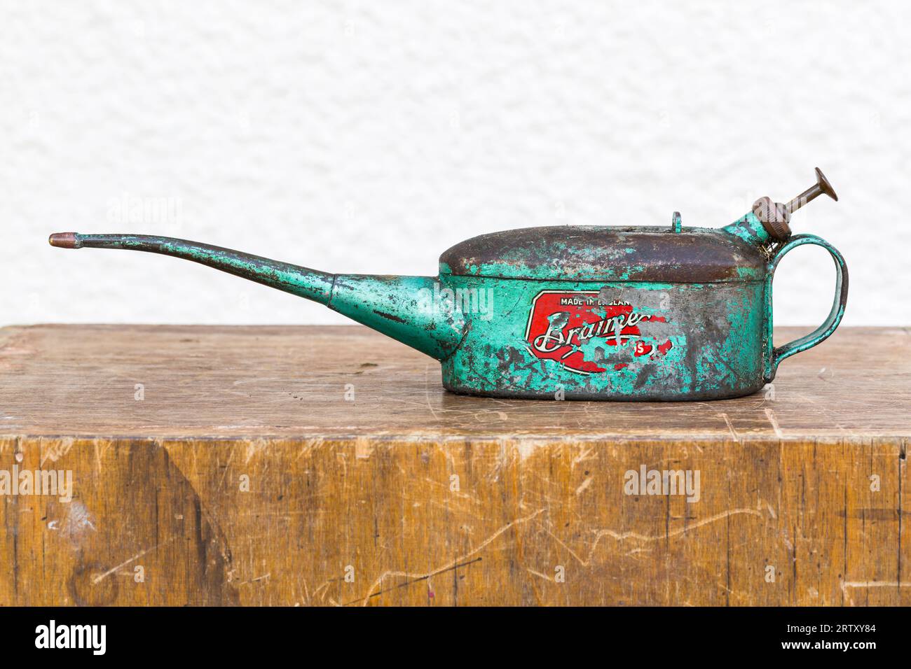 Vintage Braime oil can Stock Photo - Alamy