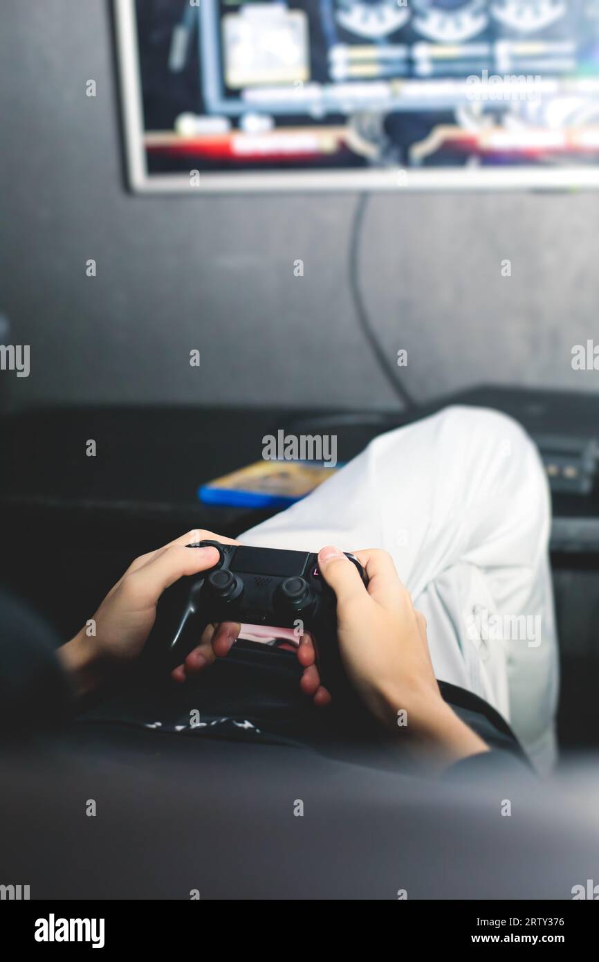 Process of playing video games, video game console with wireless ...