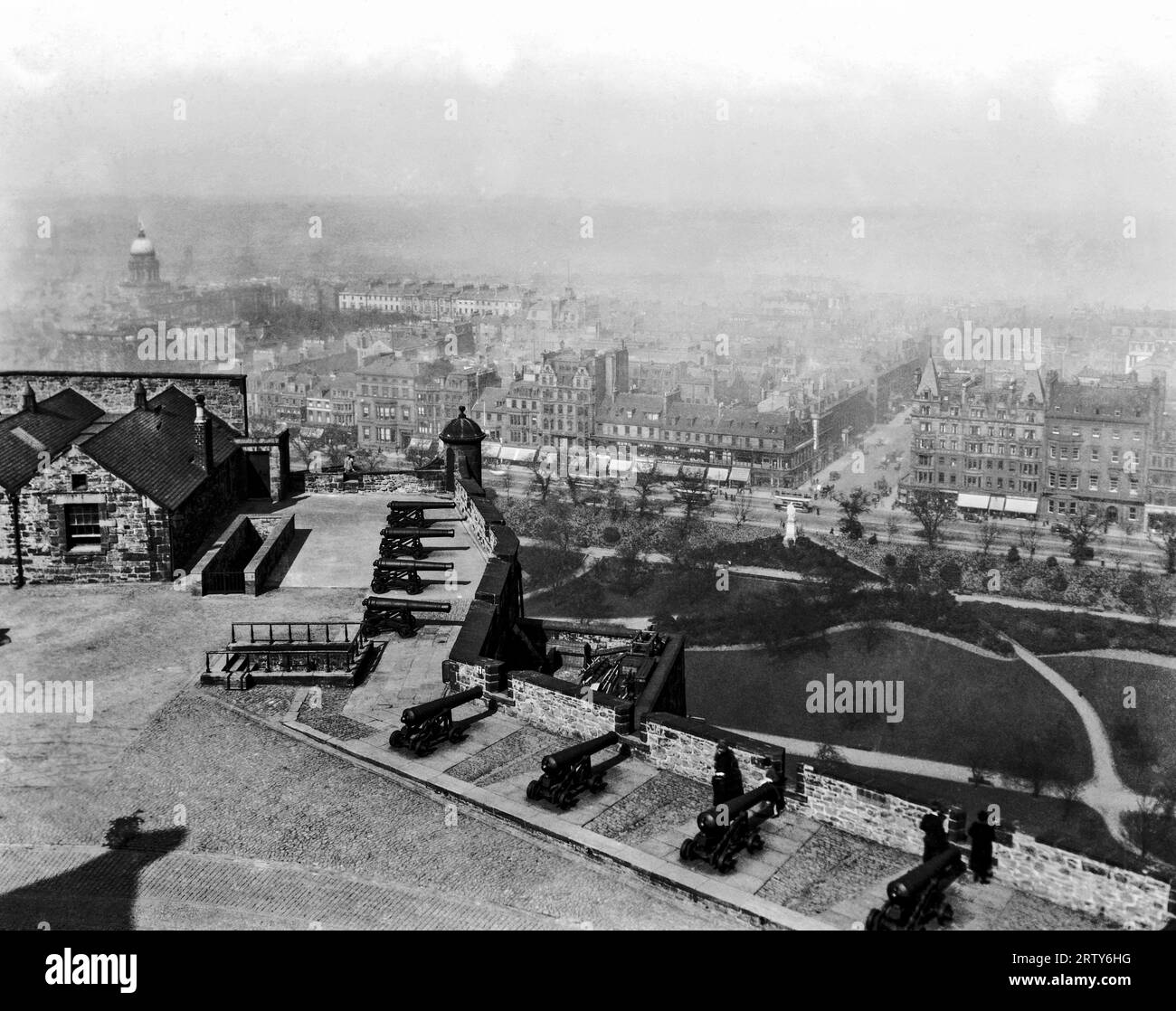 Argyle tower edinburgh castle Black and White Stock Photos & Images - Alamy
