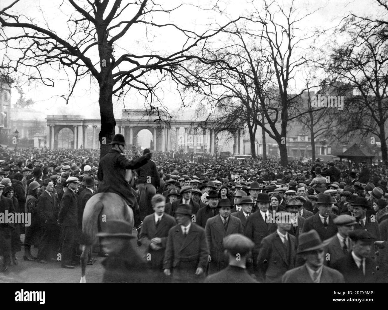 2 thousand Black and White Stock Photos & Images - Alamy