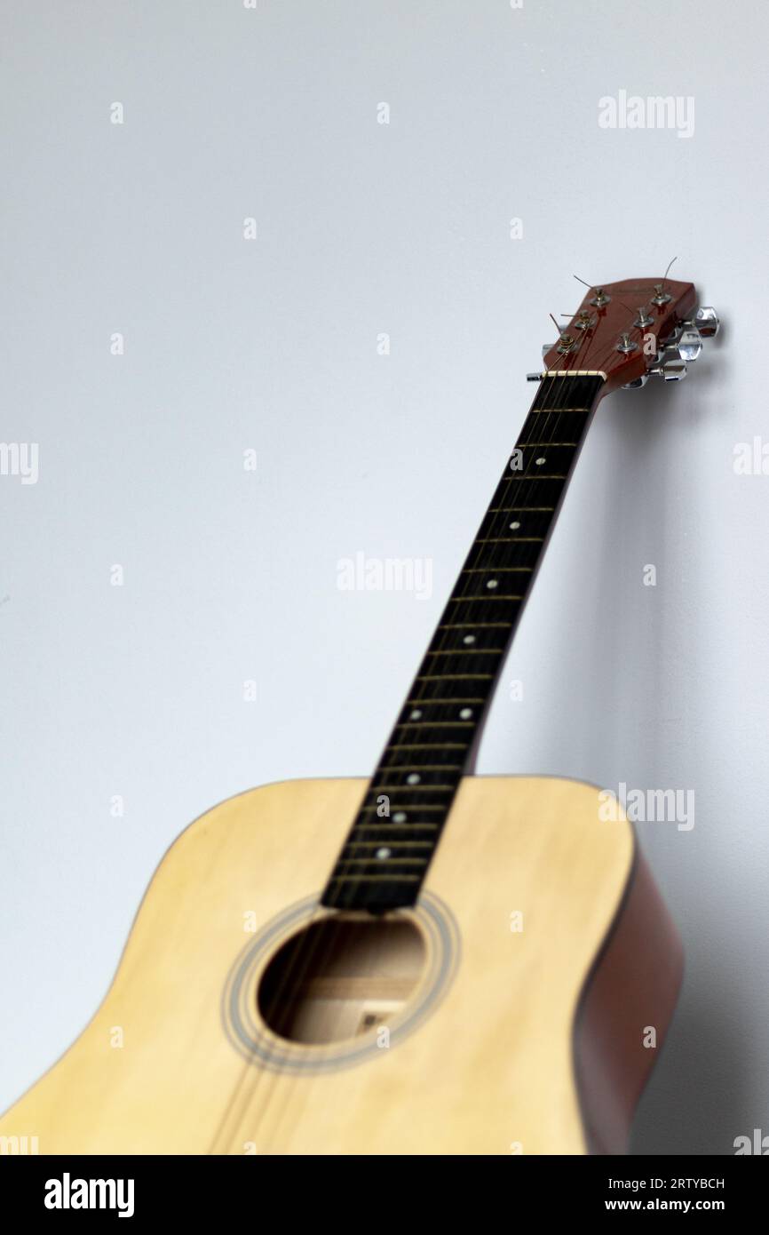 Stringed musical instrument hi-res stock photography and images - Alamy